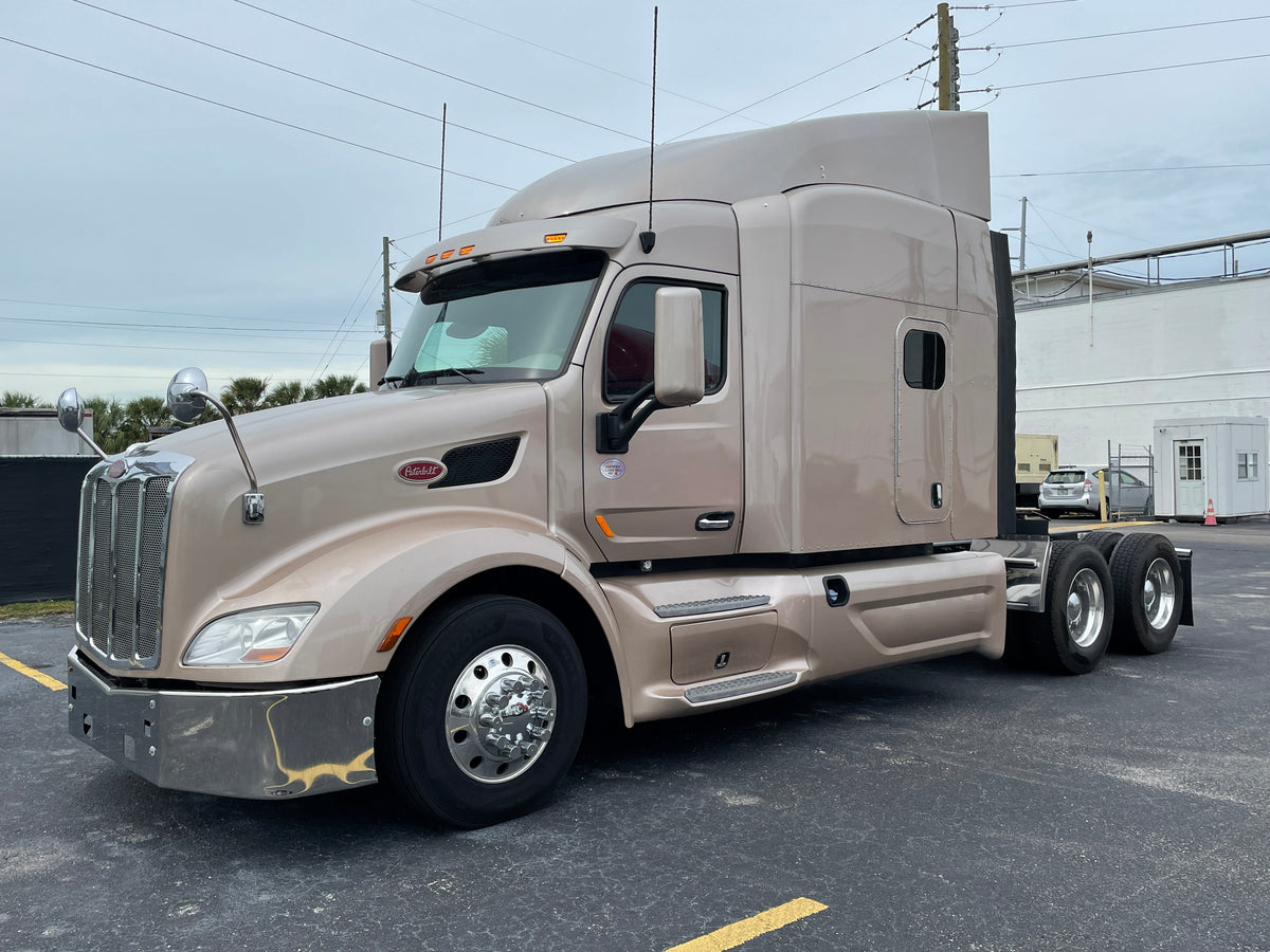 2018 Peterbilt 579 Cummins X15, 600k, NAVIGATION, Double Bunk, Engine ...
